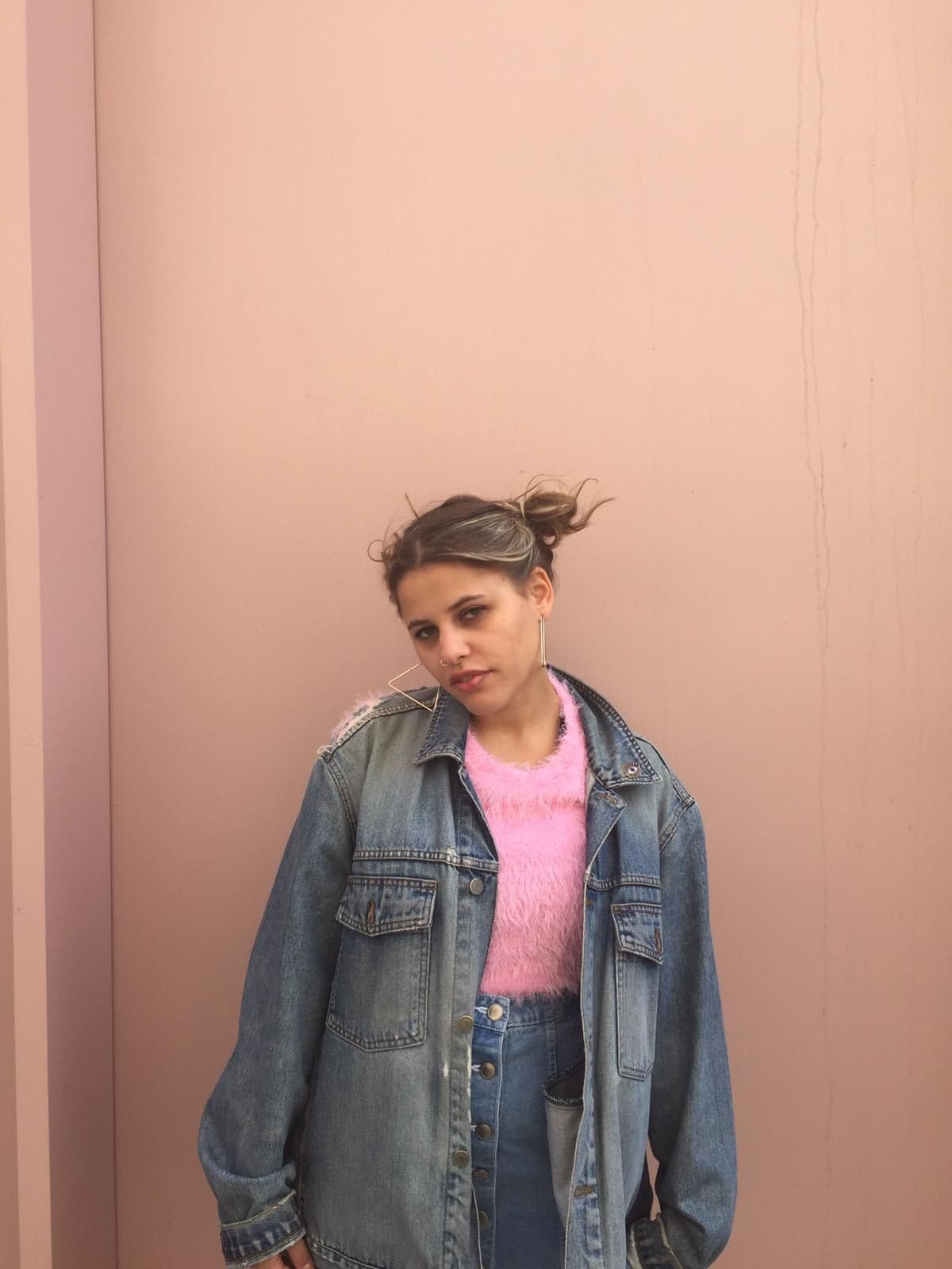 Anna Aarons - Hotvox